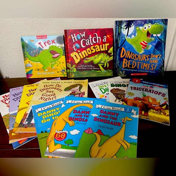 Scholastic | Other | Every Dinosaur Loving Kids Dream Easy Readers 3 ...